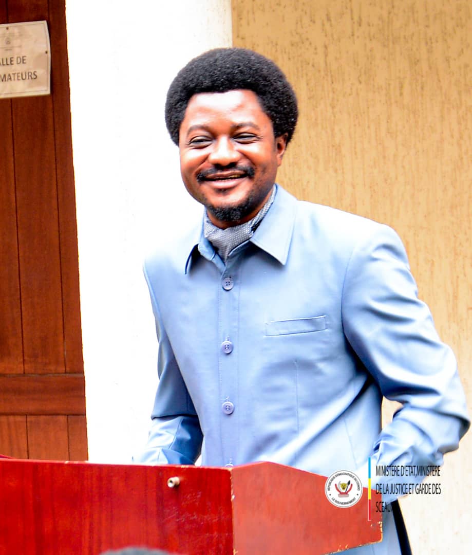 Organisation et fonctionnement du Ministère de la Justice : Constant ...